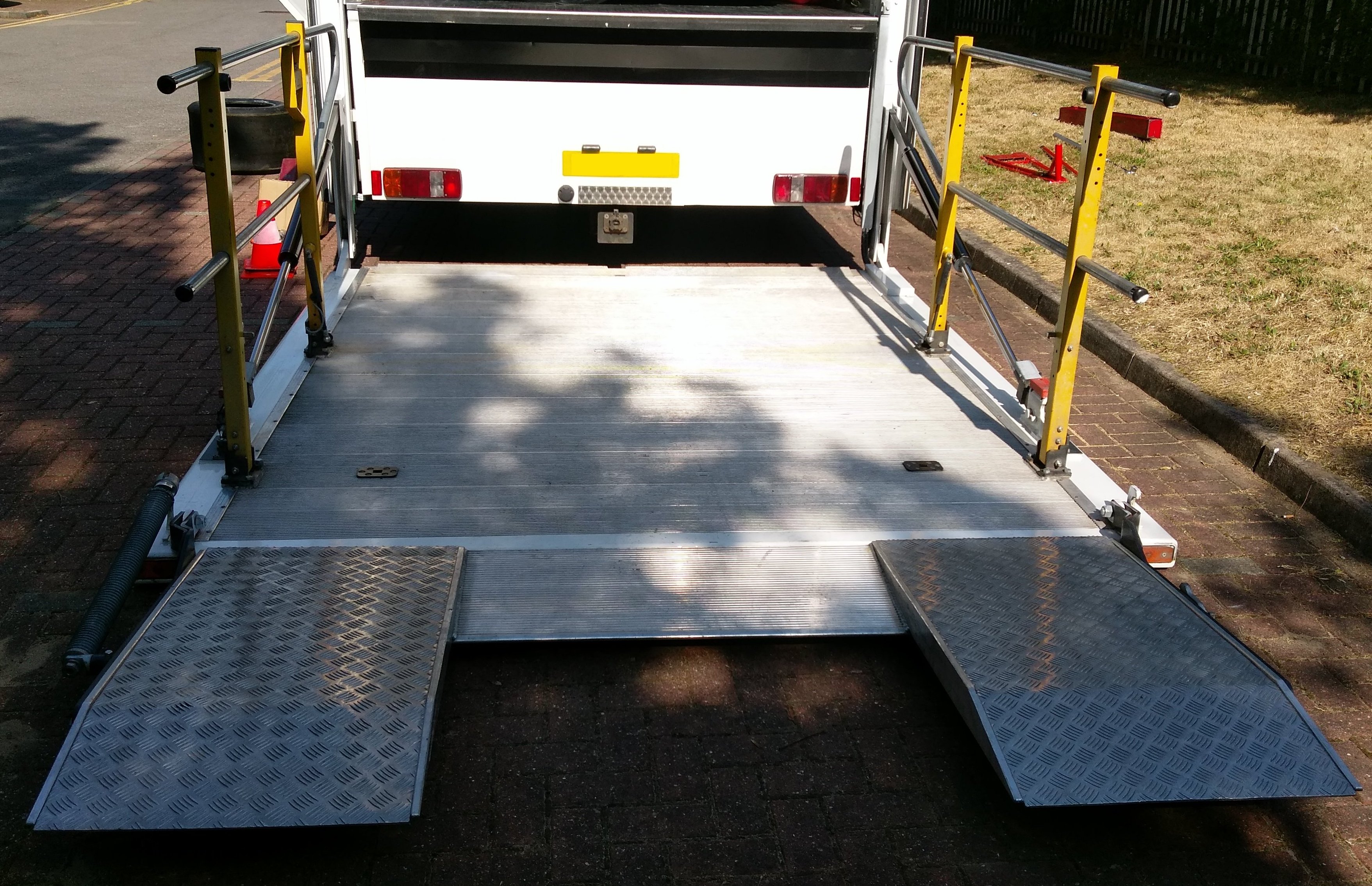 IML Vehicle Solutions Ltd – Tail-Lifts (LOLER) Inspections, Servicing ...